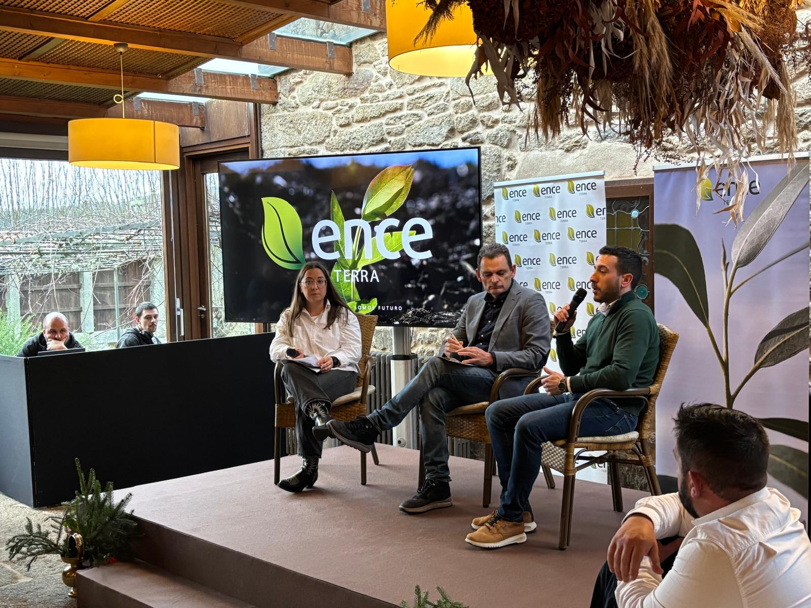 Ence Terra celebra su primer aniversario con más de un millar de ...